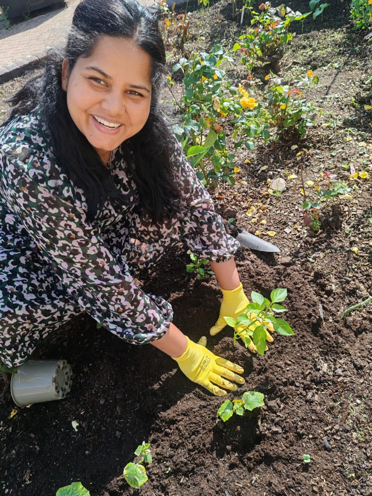 We Grow | Connecting people to grow together - Connecting people with ...